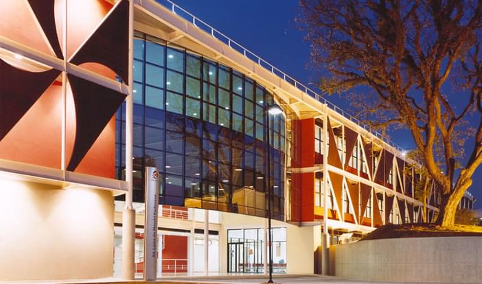 Unicsul - Edifício Luíza de Marchi Padovese | Kruchin Arquitetura