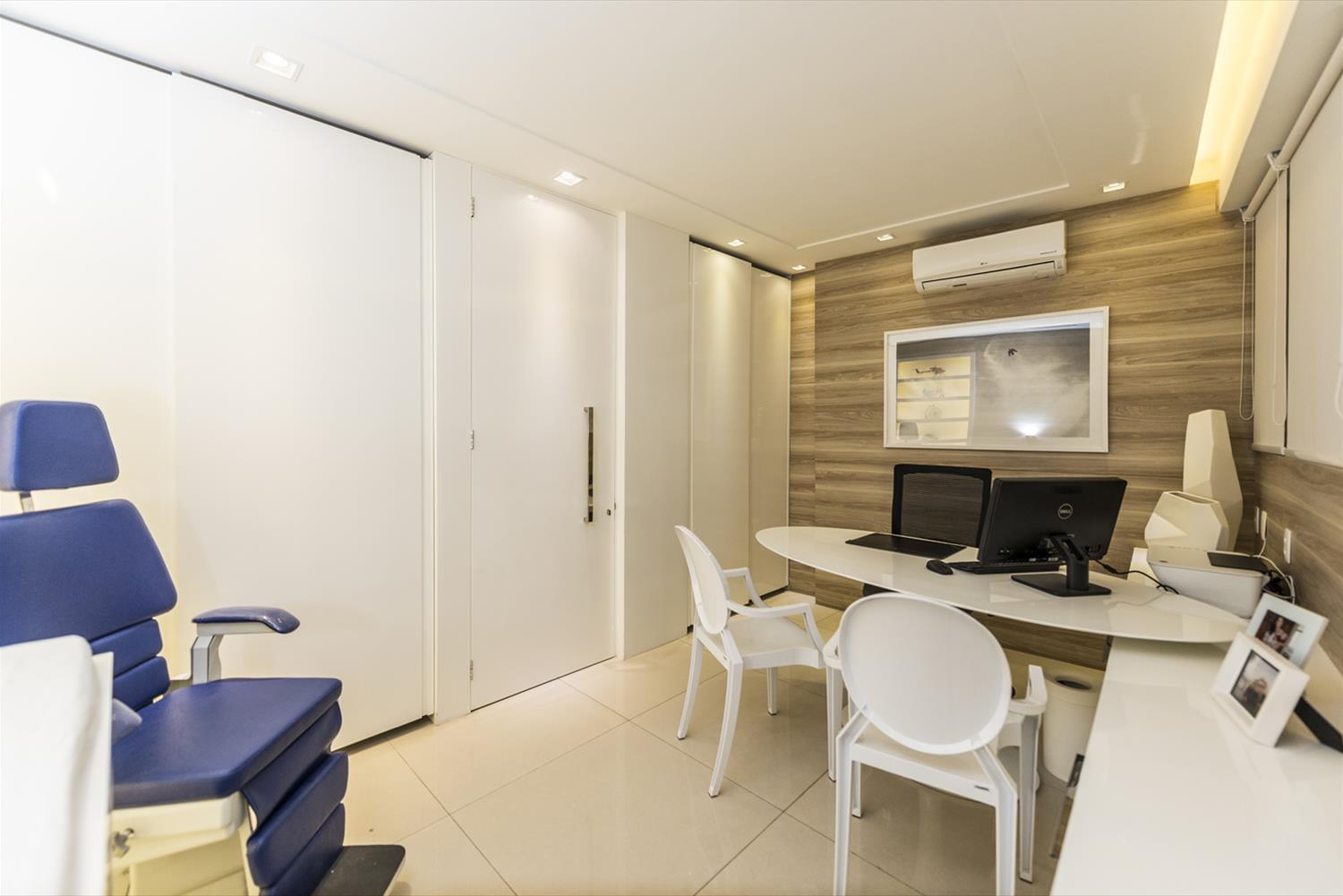 Consultório Médico PANMED | Galeria da Arquitetura