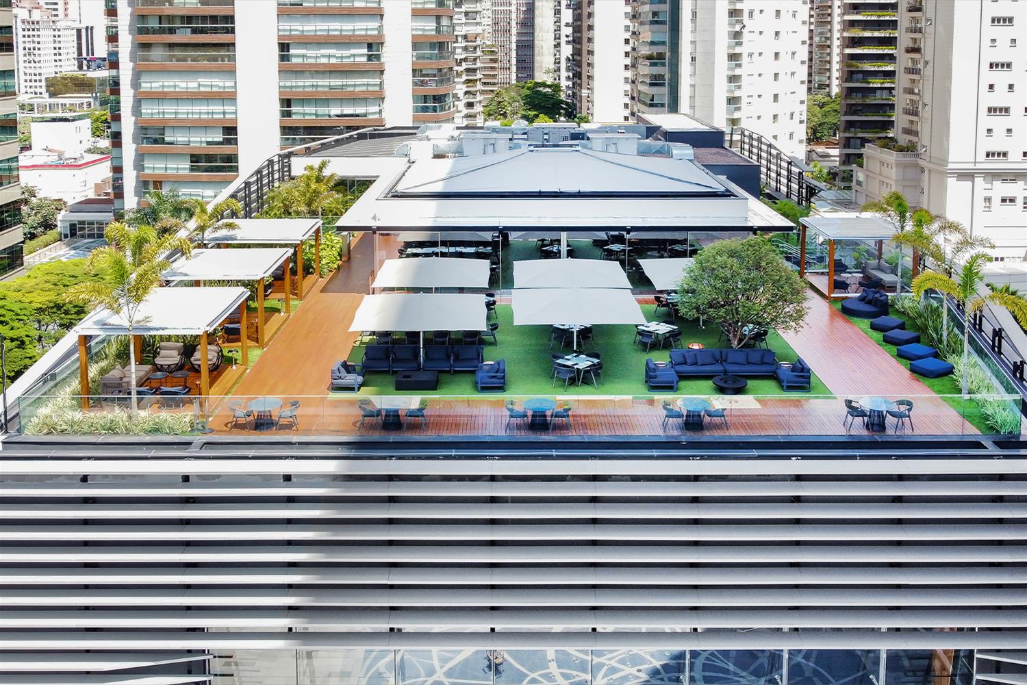 Baleia Rooftop | Galeria da Arquitetura
