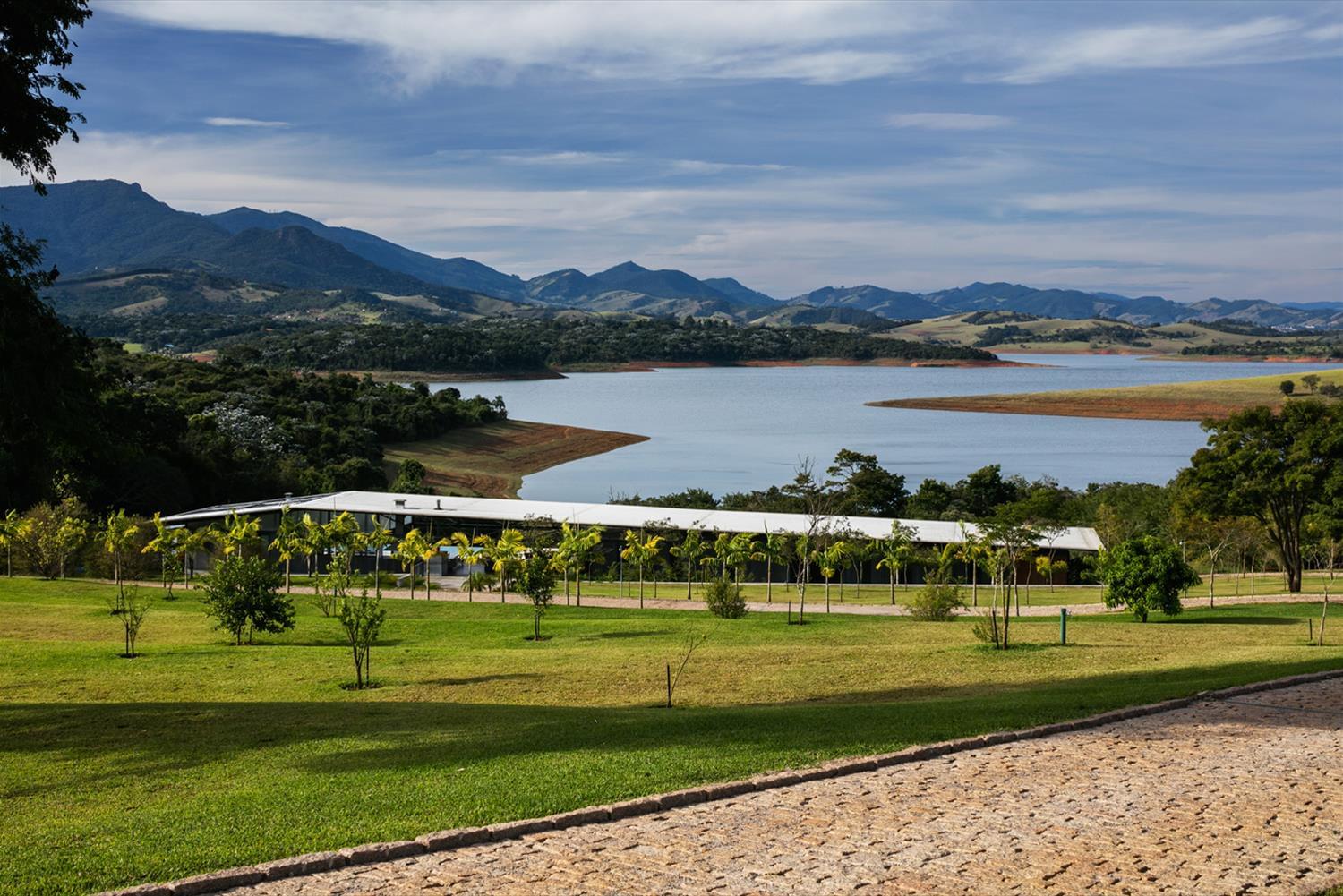 Residência em Piracaia | Galeria da Arquitetura